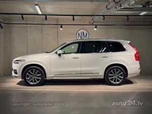 White Volvo XC90 2018 in Tallinn, with an engine capacity of 2.00 L and mileage of 98 thousand km for 29990 €, photo 8 on AUTOMOTO.COM.LV
