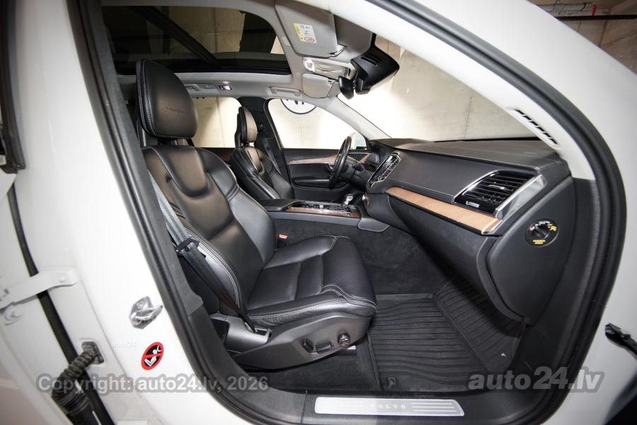 White Volvo XC90 2018 in Tallinn, with an engine capacity of 2.00 L and mileage of 98 thousand km for 29990 €, photo 12 on AUTOMOTO.COM.LV