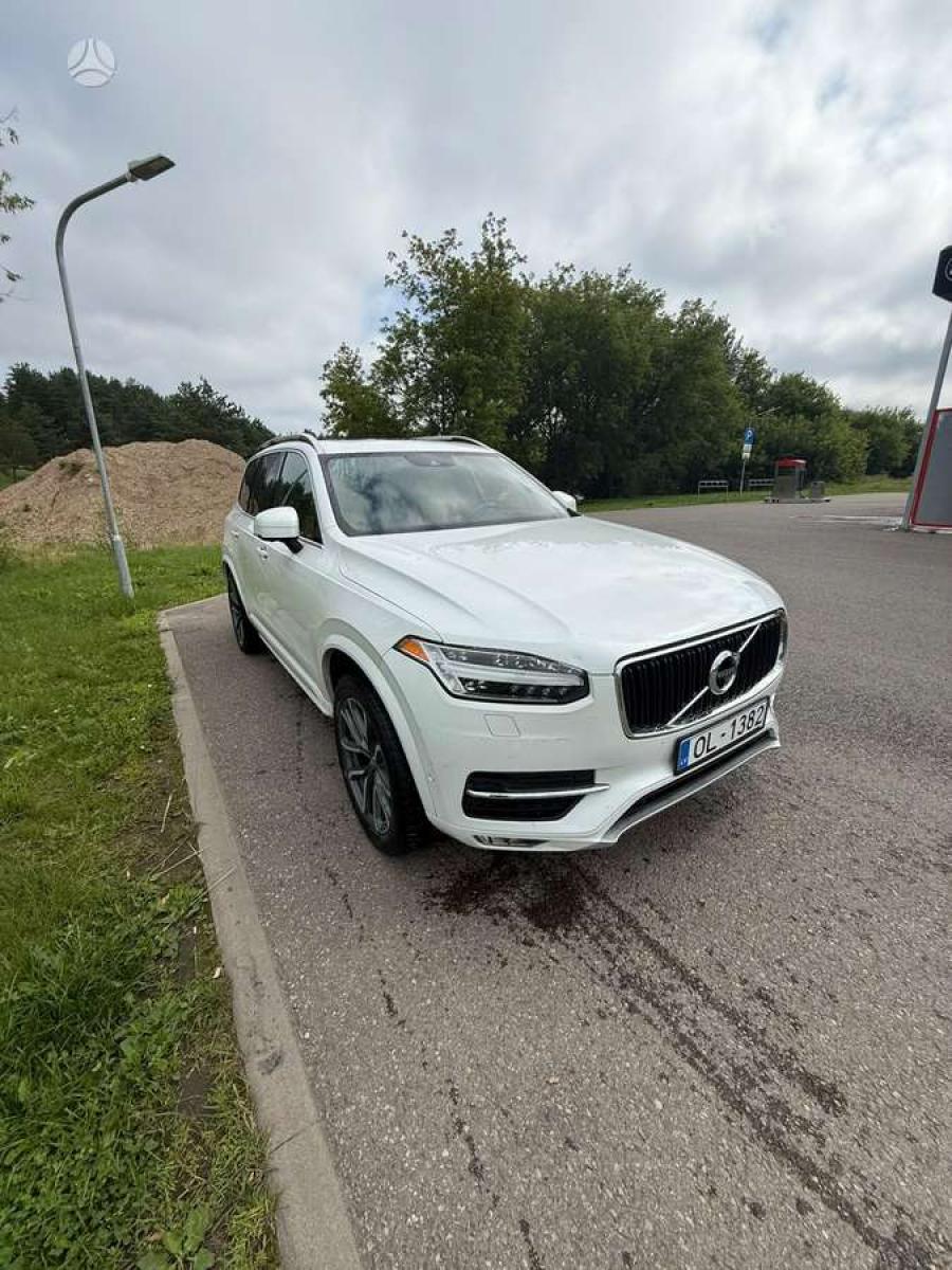 Balts Volvo XC90 2018 Daugavpils, ar dzinēja tilpumu 1.97 L un nobraukumu 200 tūkst. km par 20900 €, foto 1 vietnē AUTOMOTO.COM.LV