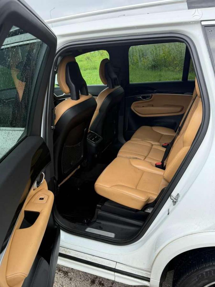 Balts Volvo XC90 2018 Daugavpils, ar dzinēja tilpumu 1.97 L un nobraukumu 200 tūkst. km par 20900 €, foto 9 vietnē AUTOMOTO.COM.LV