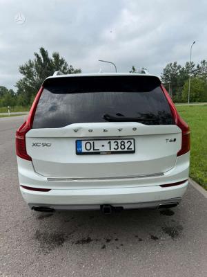 Balts Volvo XC90 2018 Daugavpils, ar dzinēja tilpumu 1.97 L un nobraukumu 200 tūkst. km par 20900 €, foto 11 vietnē AUTOMOTO.COM.LV