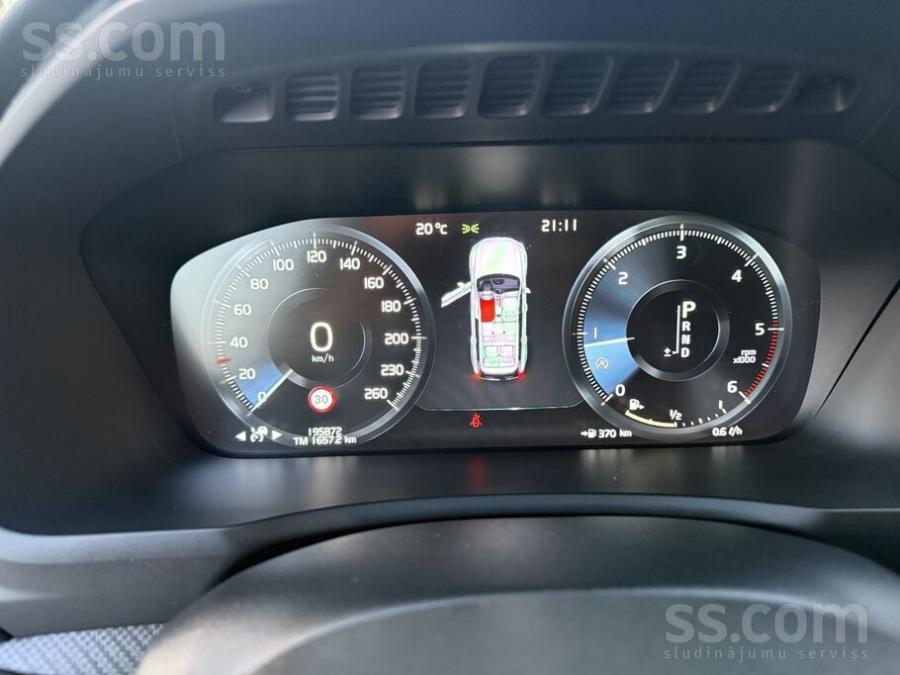 Balts Volvo XC90 2018 Rīga, ar dzinēja tilpumu 2.00 L un nobraukumu 196 tūkst. km par 23800 €, foto 8 vietnē AUTOMOTO.COM.LV