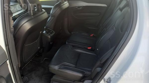 Balts Volvo XC90 2018 Ogre, ar dzinēja tilpumu 2.00 L un nobraukumu 193 tūkst. km par 24400 €, foto 6 vietnē AUTOMOTO.COM.LV