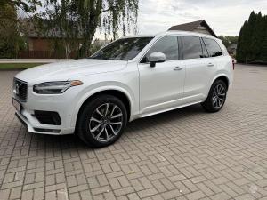 White Volvo XC90 2018 in Sakiai, with an engine capacity of 1.97 L and mileage of 240 thousand km for 18500 €, photo 3 on AUTOMOTO.COM.LV