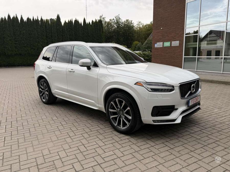 White Volvo XC90 2018 in Sakiai, with an engine capacity of 1.97 L and mileage of 240 thousand km for 18500 €, photo 11 on AUTOMOTO.COM.LV