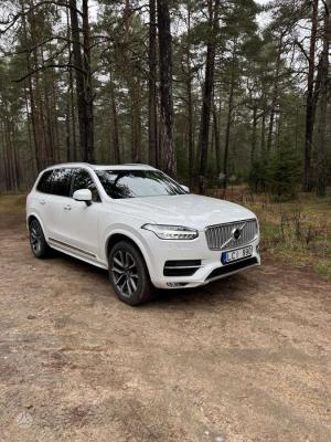 White Volvo XC90 2019 in Vilnius, with an engine capacity of 1.97 L and mileage of 105 thousand km for 28900 €, photo 2 on AUTOMOTO.COM.LV