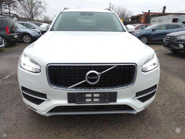 Balts Volvo XC90 2019 Panevēža, ar dzinēja tilpumu 1.97 L un nobraukumu 329 tūkst. km par 15999 €, foto 4 vietnē AUTOMOTO.COM.LV