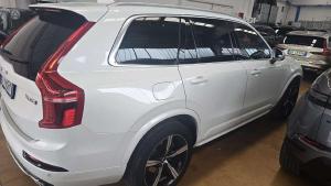 White Volvo XC90 2019 in Panevezys, with an engine capacity of 1.97 L and mileage of 208 thousand km for 22000 €, photo 5 on AUTOMOTO.COM.LV
