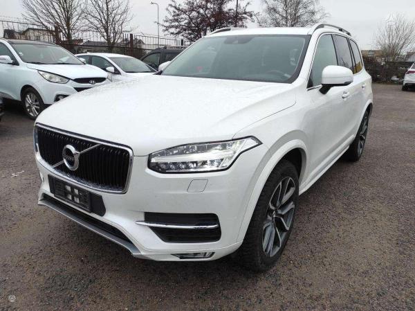 White Volvo XC90 2019 in Panevezys, with an engine capacity of 1.97 L and mileage of 329 thousand km for 16999 €, photo 3 on AUTOMOTO.COM.LV