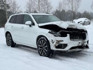 White Volvo XC90 2019 in Ukmerge, with an engine capacity of 1.97 L and mileage of 124 thousand km for 9300 €, photo 4 on AUTOMOTO.COM.LV