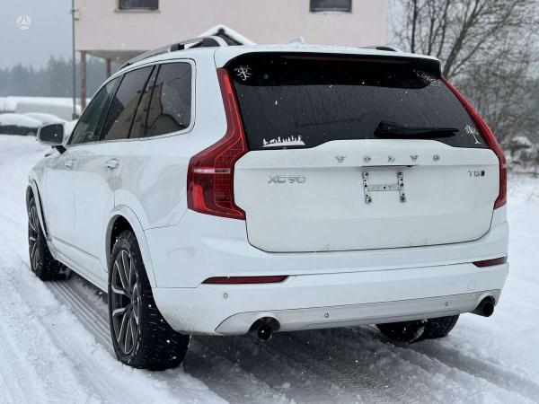 Balts Volvo XC90 2019 Ukmergė, ar dzinēja tilpumu 1.97 L un nobraukumu 124 tūkst. km par 9300 €, foto 6 vietnē AUTOMOTO.COM.LV