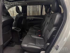 Balts Volvo XC90 2019 Jelgava, ar dzinēja tilpumu 2.00 L un nobraukumu 127 tūkst. km par 36995 €, foto 14 vietnē AUTOMOTO.COM.LV