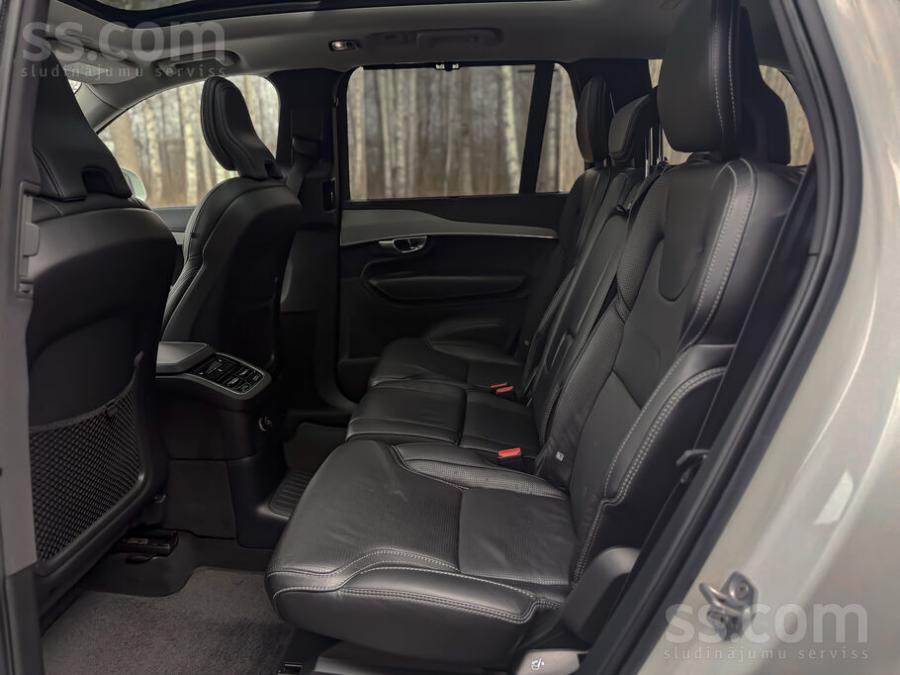 Balts Volvo XC90 2019 Jelgava, ar dzinēja tilpumu 2.00 L un nobraukumu 127 tūkst. km par 36995 €, foto 14 vietnē AUTOMOTO.COM.LV