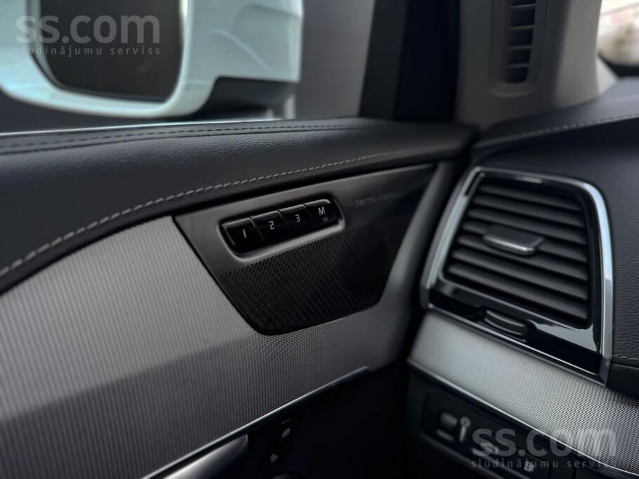 Balts Volvo XC90 2019 Jelgava, ar dzinēja tilpumu 2.00 L un nobraukumu 127 tūkst. km par 36995 €, foto 19 vietnē AUTOMOTO.COM.LV