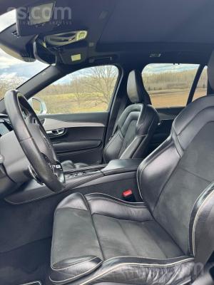 Balts Volvo XC90 2019 Madona, ar dzinēja tilpumu 2.00 L un nobraukumu 159 tūkst. km par 28580 €, foto 14 vietnē AUTOMOTO.COM.LV