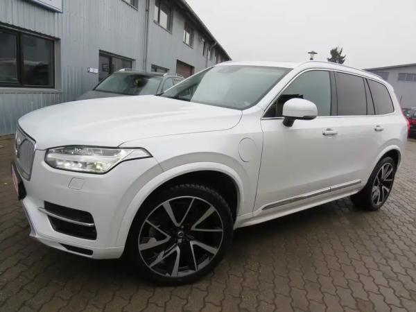 Balts Volvo XC90 2019 Rīga, ar dzinēja tilpumu 2.00 L un nobraukumu 260 tūkst. km par 20900 €, foto 4 vietnē AUTOMOTO.COM.LV