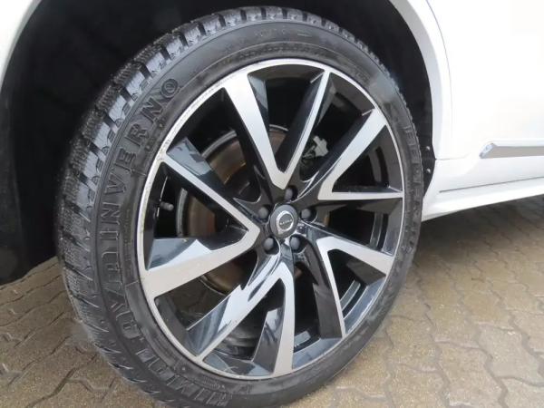 Balts Volvo XC90 2019 Rīga, ar dzinēja tilpumu 2.00 L un nobraukumu 260 tūkst. km par 20900 €, foto 7 vietnē AUTOMOTO.COM.LV