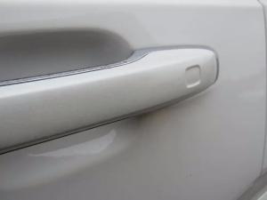White Volvo XC90 2019 in Riga, with an engine capacity of 2.00 L and mileage of 260 thousand km for 20900 €, photo 18 on AUTOMOTO.COM.LV