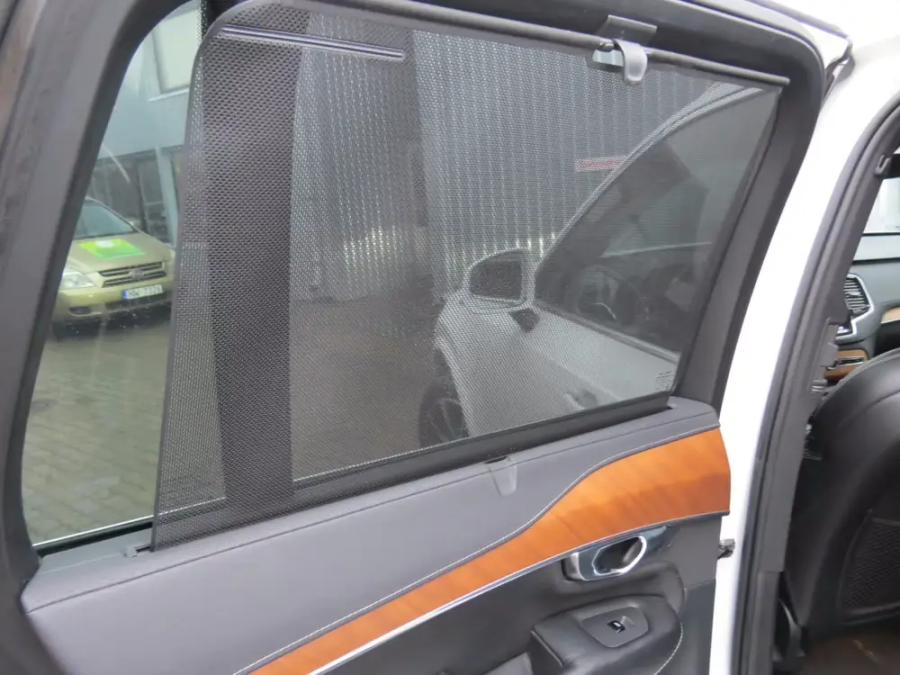 White Volvo XC90 2019 in Riga, with an engine capacity of 2.00 L and mileage of 260 thousand km for 20900 €, photo 20 on AUTOMOTO.COM.LV