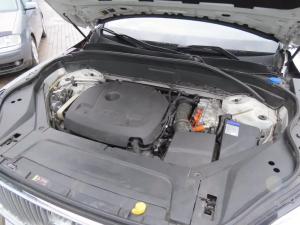 White Volvo XC90 2019 in Riga, with an engine capacity of 2.00 L and mileage of 260 thousand km for 20900 €, photo 34 on AUTOMOTO.COM.LV