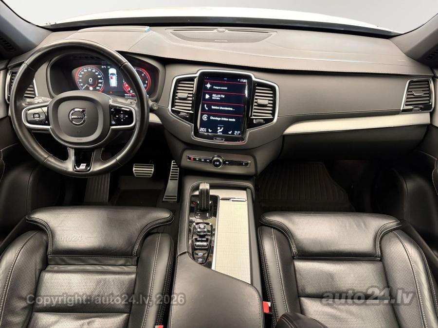 White Volvo XC90 2019 in Tallinn, with an engine capacity of 2.00 L and mileage of 223 thousand km for 29900 €, photo 8 on AUTOMOTO.COM.LV