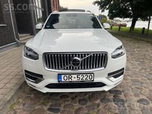 Balts Volvo XC90 2019 Rīga, ar dzinēja tilpumu 2.00 L un nobraukumu 168 tūkst. km par 29950 €, foto 4 vietnē AUTOMOTO.COM.LV