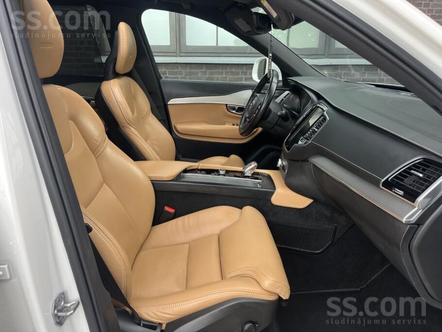 Balts Volvo XC90 2019 Rīga, ar dzinēja tilpumu 2.00 L un nobraukumu 168 tūkst. km par 29950 €, foto 14 vietnē AUTOMOTO.COM.LV