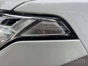 Balts Volvo XC90 2019 Rīga, ar dzinēja tilpumu 2.00 L un nobraukumu 168 tūkst. km par 29950 €, foto 28 vietnē AUTOMOTO.COM.LV