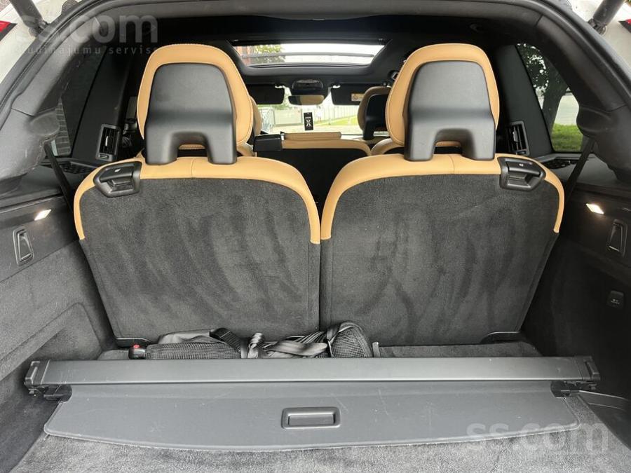 Balts Volvo XC90 2019 Rīga, ar dzinēja tilpumu 2.00 L un nobraukumu 168 tūkst. km par 29950 €, foto 32 vietnē AUTOMOTO.COM.LV