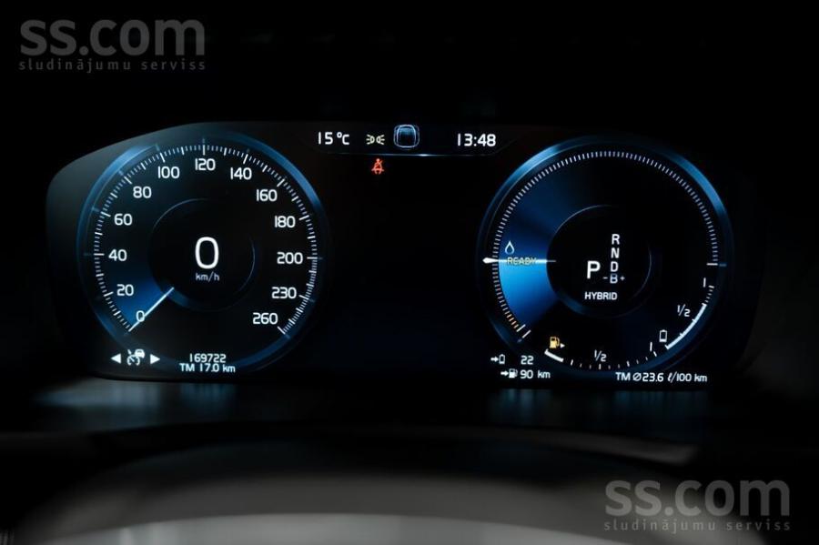 Balts Volvo XC90 2019 Rīga, ar dzinēja tilpumu 2.00 L un nobraukumu 170 tūkst. km par 32900 €, foto 16 vietnē AUTOMOTO.COM.LV