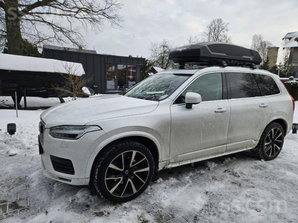 White Volvo XC90 2020 in Jurmala, with an engine capacity of 2.00 L and mileage of 185 thousand km for 30999 €, photo 1 on AUTOMOTO.COM.LV