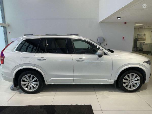 Balts Volvo XC90 2020 Klaipėda, ar dzinēja tilpumu 1.97 L un nobraukumu 159 tūkst. km par 31800 €, foto 2 vietnē AUTOMOTO.COM.LV