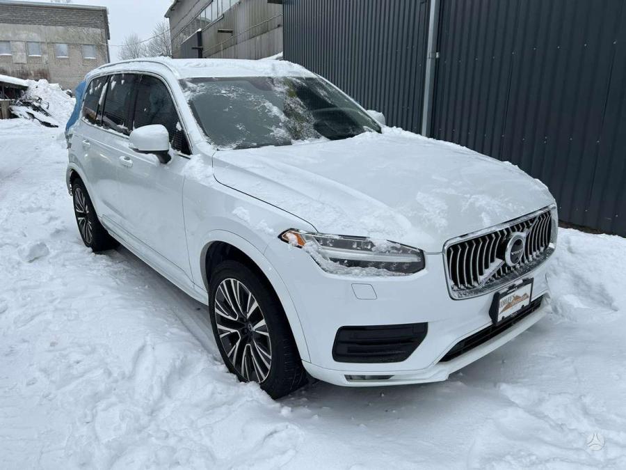 White Volvo XC90 2020 in Telschi, with an engine capacity of 2.00 L and mileage of 125 thousand km for 16000 €, photo 1 on AUTOMOTO.COM.LV