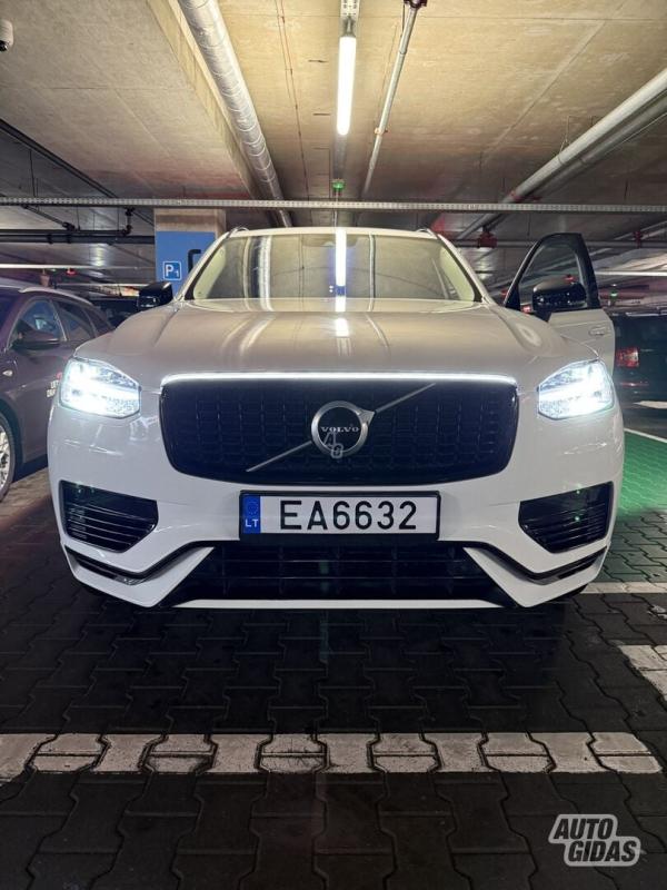 White Volvo XC90 2020 in Vilnius, with an engine capacity of 2.00 L and mileage of 147 thousand km for 35000 €, photo 1 on AUTOMOTO.COM.LV