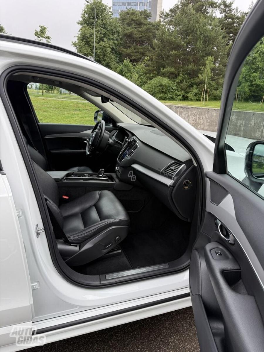 White Volvo XC90 2020 in Vilnius, with an engine capacity of 2.00 L and mileage of 147 thousand km for 35000 €, photo 27 on AUTOMOTO.COM.LV