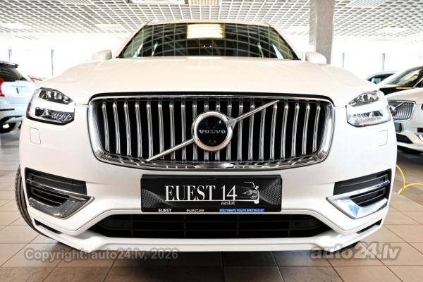 White Volvo XC90 2020 in Tallinn, with an engine capacity of 2.00 L and mileage of 100 thousand km for 42990 €, photo 5 on AUTOMOTO.COM.LV