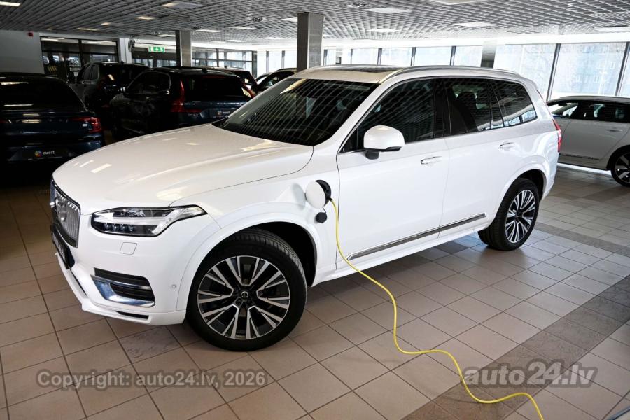 Balts Volvo XC90 2020 Tallina, ar dzinēja tilpumu 2.00 L un nobraukumu 100 tūkst. km par 42990 €, foto 7 vietnē AUTOMOTO.COM.LV