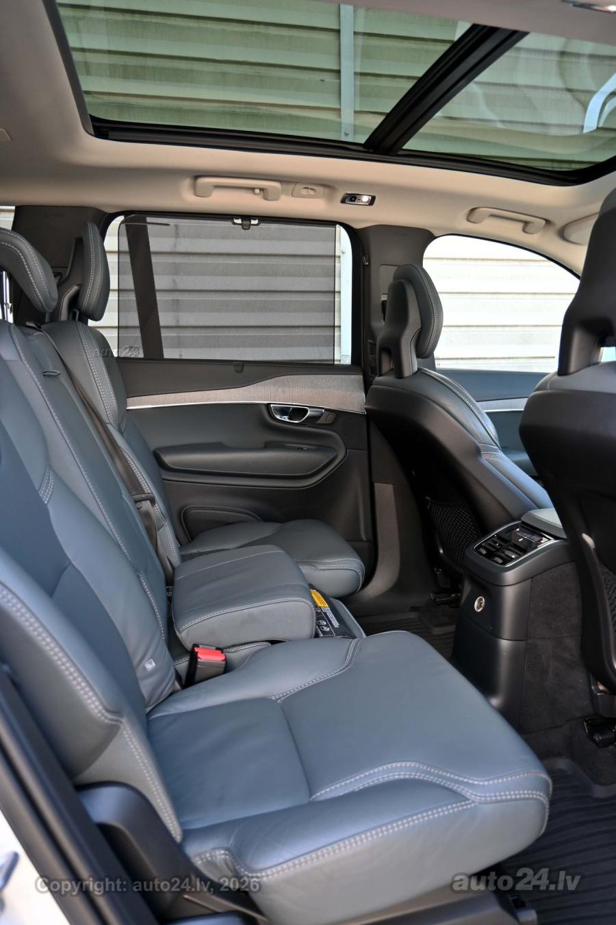 Balts Volvo XC90 2020 Tallina, ar dzinēja tilpumu 2.00 L un nobraukumu 100 tūkst. km par 42990 €, foto 12 vietnē AUTOMOTO.COM.LV