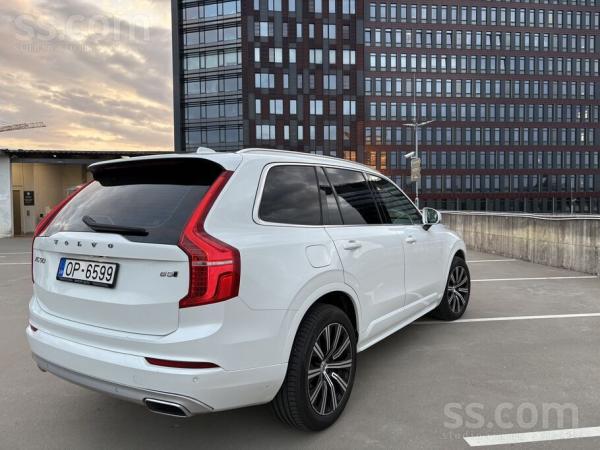 White Volvo XC90 2020 in Riga, with an engine capacity of 2.00 L and mileage of 165 thousand km for 26450 €, photo 3 on AUTOMOTO.COM.LV