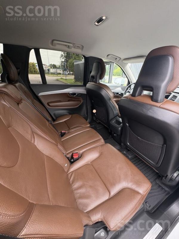 White Volvo XC90 2020 in Riga, with an engine capacity of 2.00 L and mileage of 165 thousand km for 26450 €, photo 9 on AUTOMOTO.COM.LV