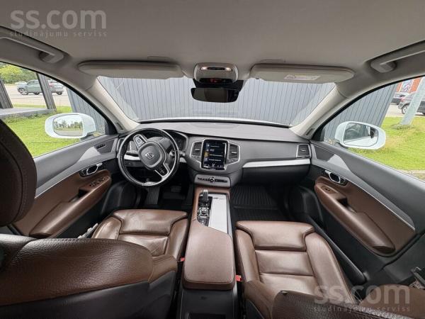 White Volvo XC90 2020 in Riga, with an engine capacity of 2.00 L and mileage of 165 thousand km for 26450 €, photo 10 on AUTOMOTO.COM.LV