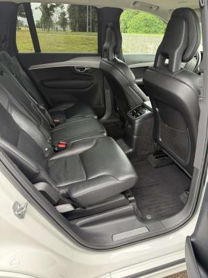 Balts Volvo XC90 2020 Viļņa, ar dzinēja tilpumu 1.97 L un nobraukumu 147 tūkst. km par 32500 €, foto 29 vietnē AUTOMOTO.COM.LV