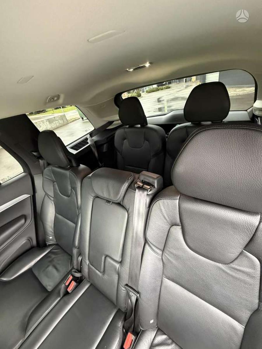 Balts Volvo XC90 2020 Viļņa, ar dzinēja tilpumu 1.97 L un nobraukumu 147 tūkst. km par 32500 €, foto 35 vietnē AUTOMOTO.COM.LV