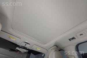 White Volvo XC90 2020 in Riga, with an engine capacity of 2.00 L and mileage of 193 thousand km for 28599 €, photo 22 on AUTOMOTO.COM.LV