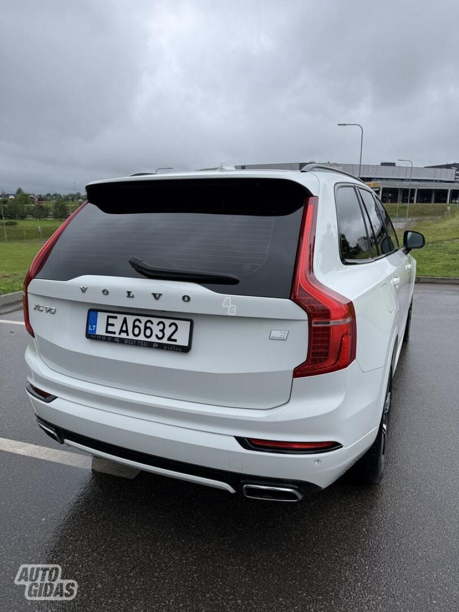White Volvo XC90 2020 in Vilnius, with an engine capacity of 2.00 L and mileage of 147 thousand km for 29999 €, photo 5 on AUTOMOTO.COM.LV