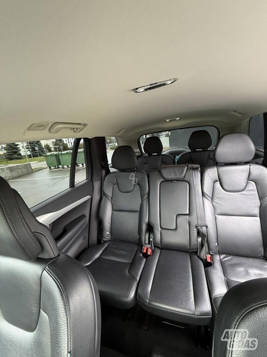 White Volvo XC90 2020 in Vilnius, with an engine capacity of 2.00 L and mileage of 147 thousand km for 29999 €, photo 6 on AUTOMOTO.COM.LV