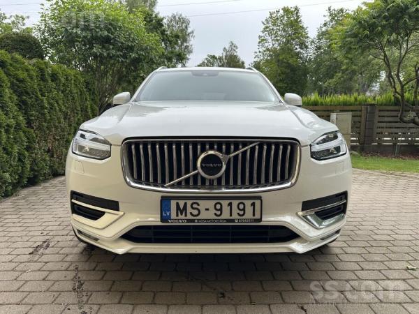Balts Volvo XC90 2021 Jūrmala, ar dzinēja tilpumu 2.00 L un nobraukumu 104 tūkst. km par 36500 €, foto 1 vietnē AUTOMOTO.COM.LV