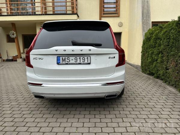Balts Volvo XC90 2021 Jūrmala, ar dzinēja tilpumu 2.00 L un nobraukumu 104 tūkst. km par 36500 €, foto 6 vietnē AUTOMOTO.COM.LV