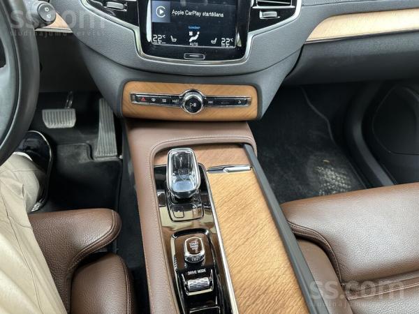 Balts Volvo XC90 2021 Jūrmala, ar dzinēja tilpumu 2.00 L un nobraukumu 104 tūkst. km par 36500 €, foto 10 vietnē AUTOMOTO.COM.LV