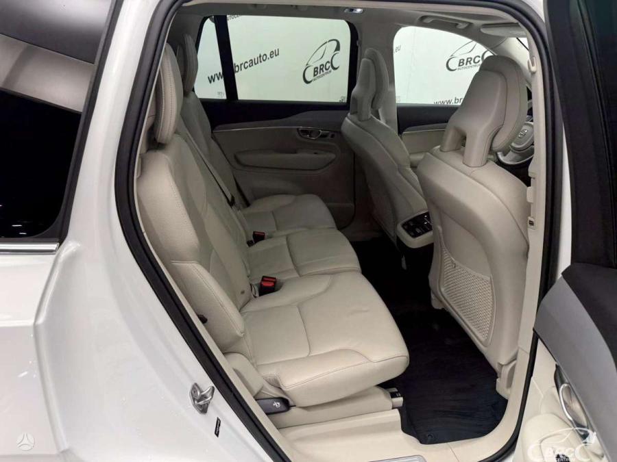 White Volvo XC90 2021 in Vilnius, with an engine capacity of 1.97 L and mileage of 92 thousand km for 31900 €, photo 28 on AUTOMOTO.COM.LV
